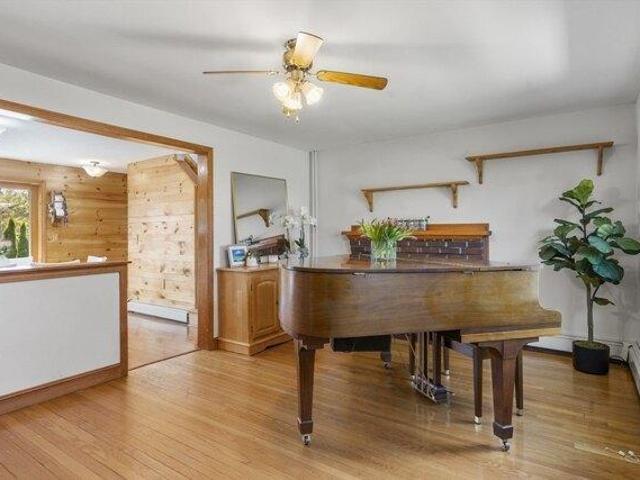 house with 4 bedroom, Hingham MA DS102728303