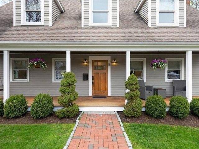 house with 4 bedroom, Hingham MA DS102762761