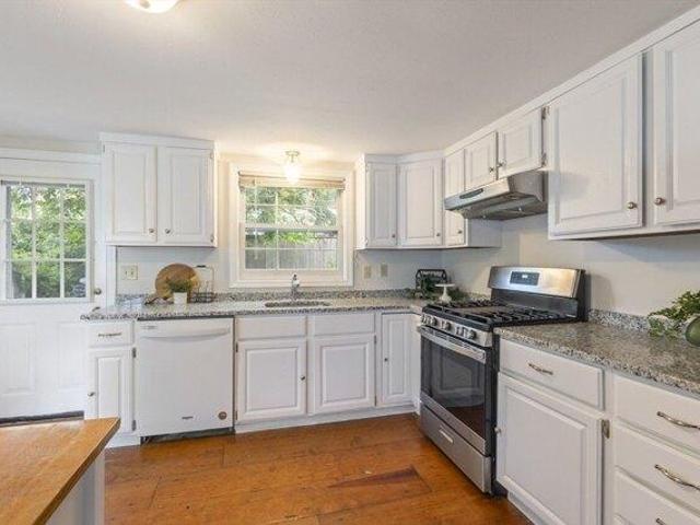 house with 4 bedroom, Hingham MA DS103097355
