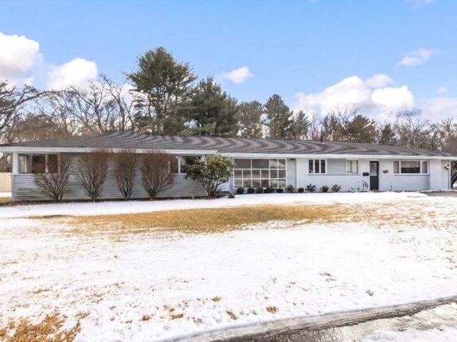 house with 4 bedroom, Hingham MA DS103098128