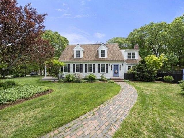 house with 4 bedroom, Hingham MA DS103161668