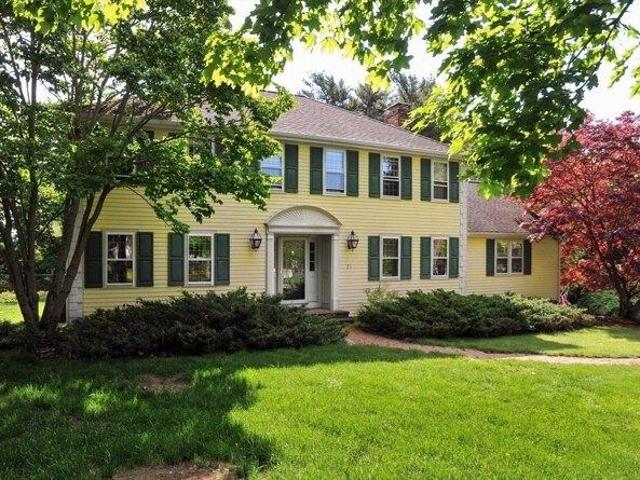 house with 4 bedroom, Hingham MA DS103809448