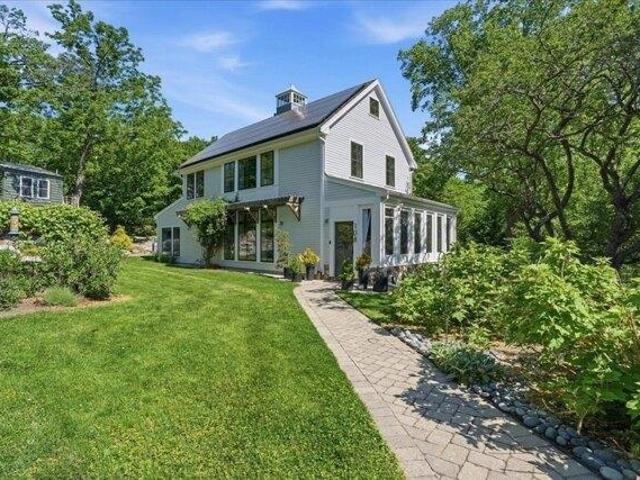 house with 4 bedroom, Hingham MA DS103968828