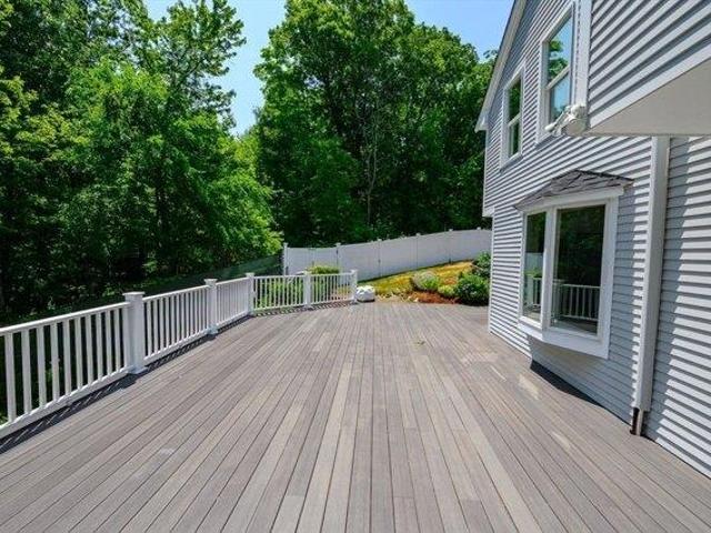 house with 4 bedroom, Hingham MA ES104151550