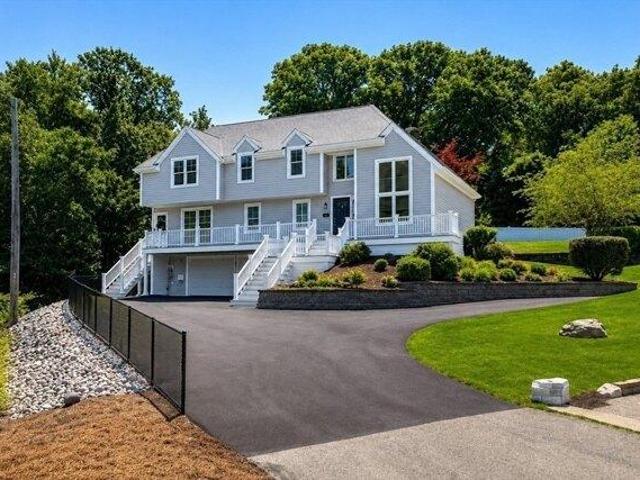 house with 4 bedroom, Hingham MA ES104906307