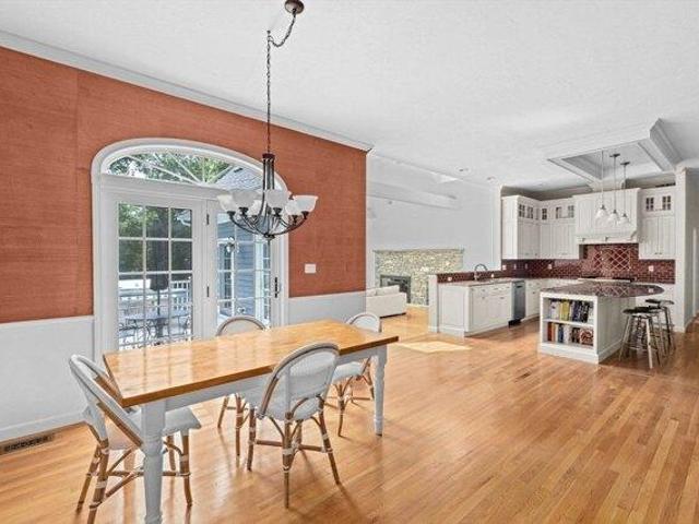 house with 4 bedroom, Hingham MA ES105160725