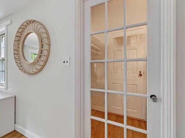 house with 4 bedroom, Hingham MA ES105192997