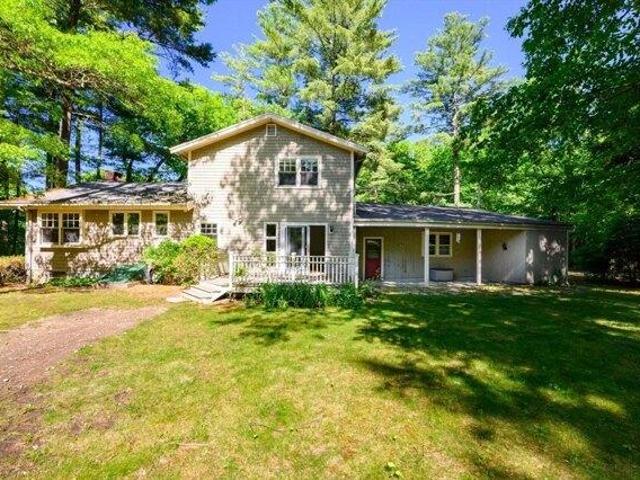 house with 4 bedroom, Hingham MA ES103126535