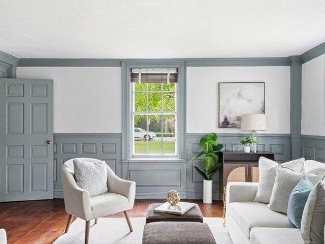 house with 4 bedroom, Hingham MA ES103159471