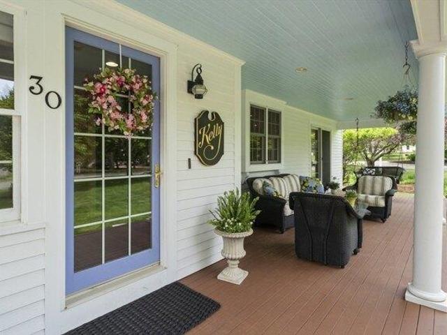 house with 4 bedroom, Hingham MA ES103161668