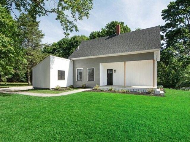 house with 4 bedroom, Hingham MA ES103223275