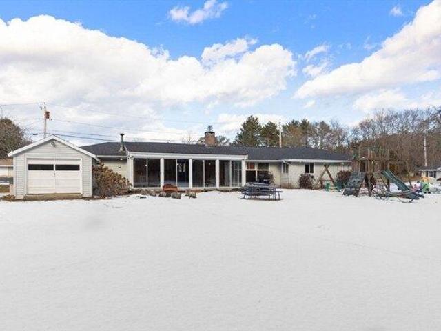 house with 4 bedroom, Hingham MA ES103251314