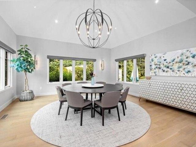 house with 4 bedroom, Hingham MA ES103808511