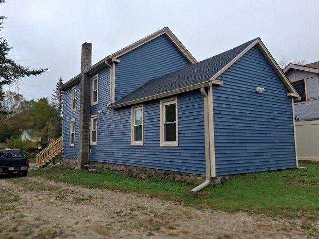 house with 4 bedroom, Hinsdale MA ES105144814