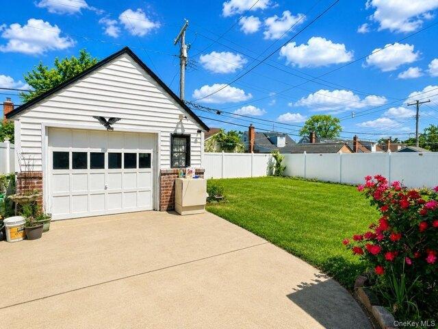house with 4 bedroom, Hicksville NY ES104902607
