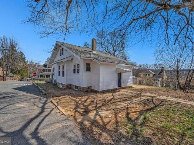 house with 4 bedroom, High Bridge NJ ES105174368