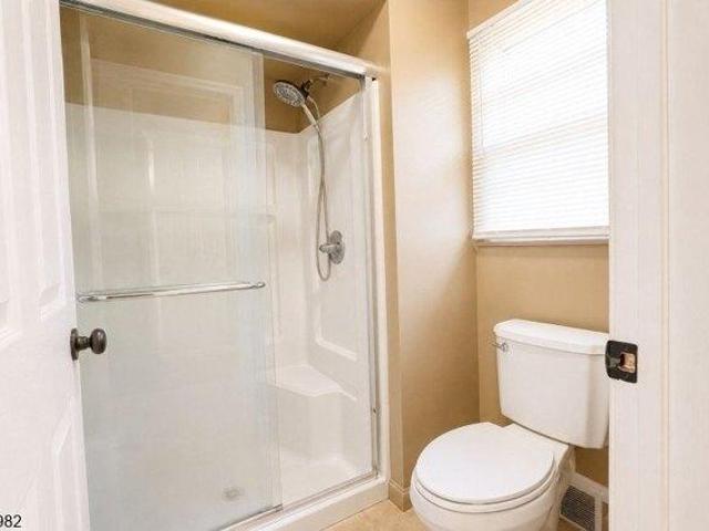 house with 4 bedroom, High Bridge NJ ES105204265