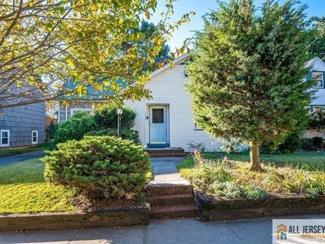house with 4 bedroom, Highland Park NJ DLS102279048