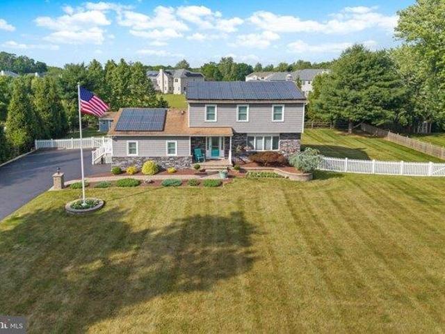 house with 4 bedroom, Hightstown NJ DS103623406