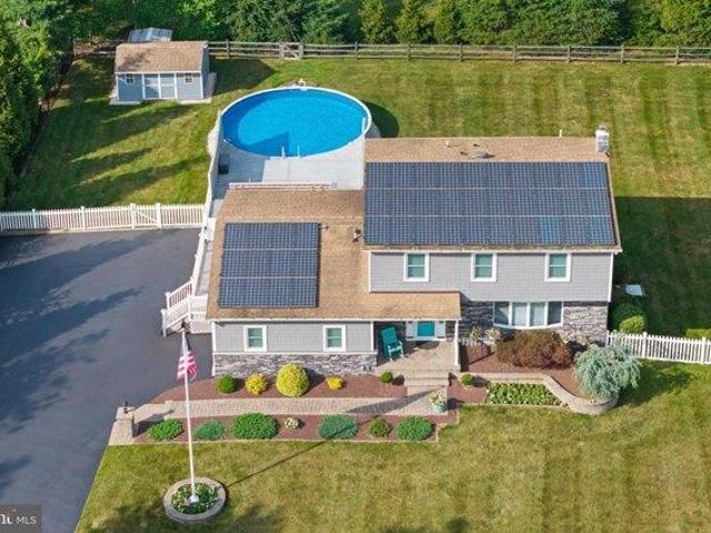 house with 4 bedroom, Hightstown NJ ES104920535