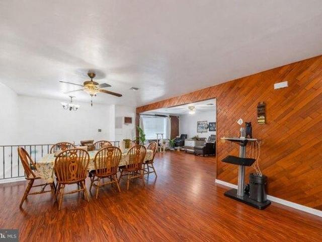 house with 4 bedroom, Hightstown NJ ES105156998