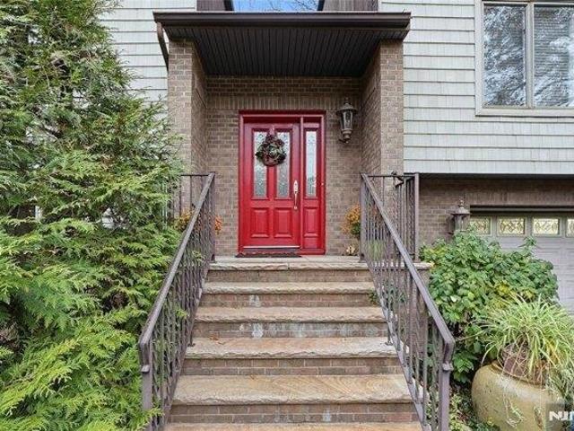house with 4 bedroom, Hillsdale NJ ES105557899