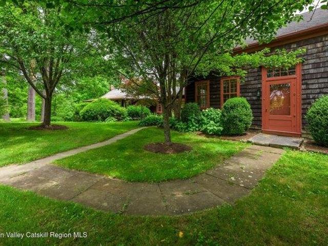 house with 4 bedroom, Hillsdale NY ES104904593