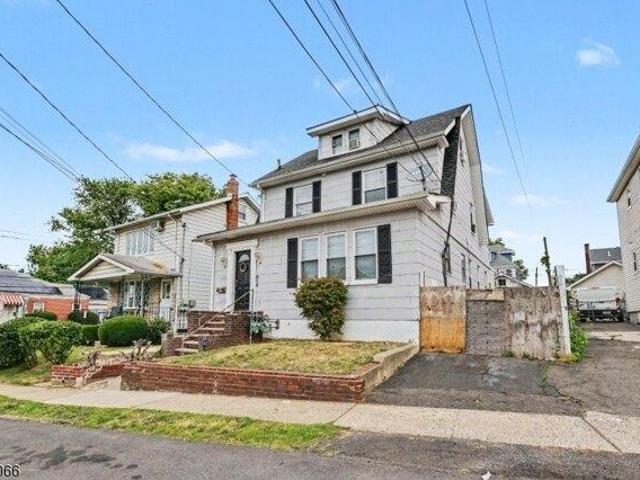 house with 4 bedroom, Hillside NJ ES104832541