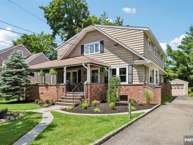 house with 4 bedroom, Ho Ho Kus NJ ES103664852