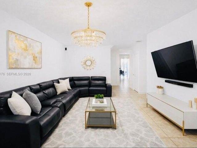 house with 4 bedroom, Homestead FL ES104898959