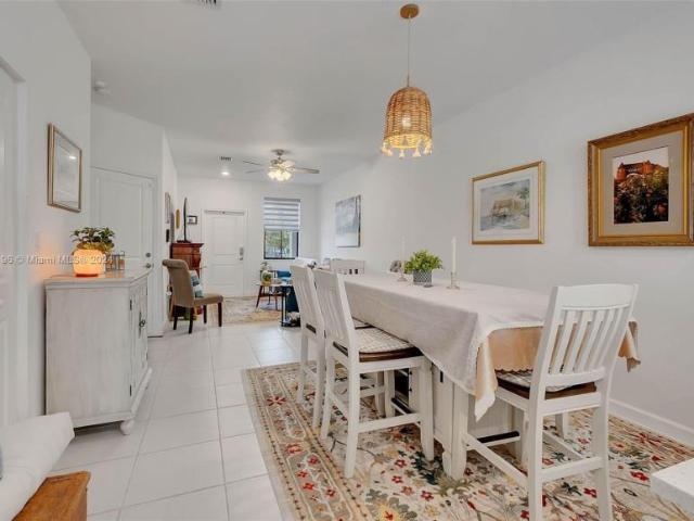 house with 4 bedroom, Homestead FL FL ES102659925