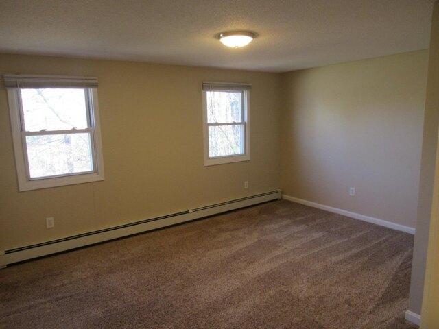 house with 4 bedroom, Hooksett NH ES103100805
