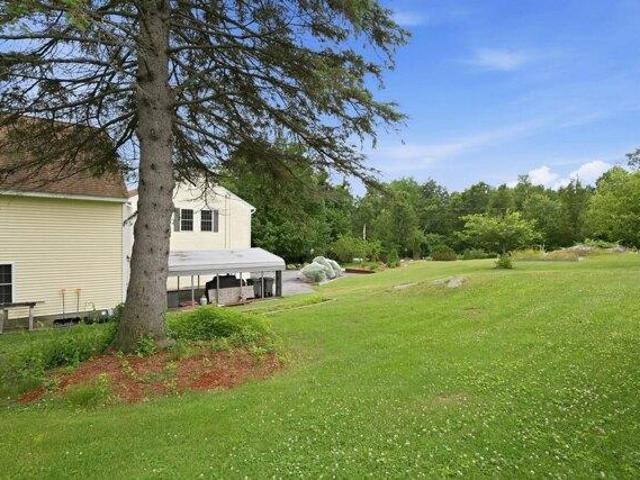 house with 4 bedroom, Hooksett NH ES103886679