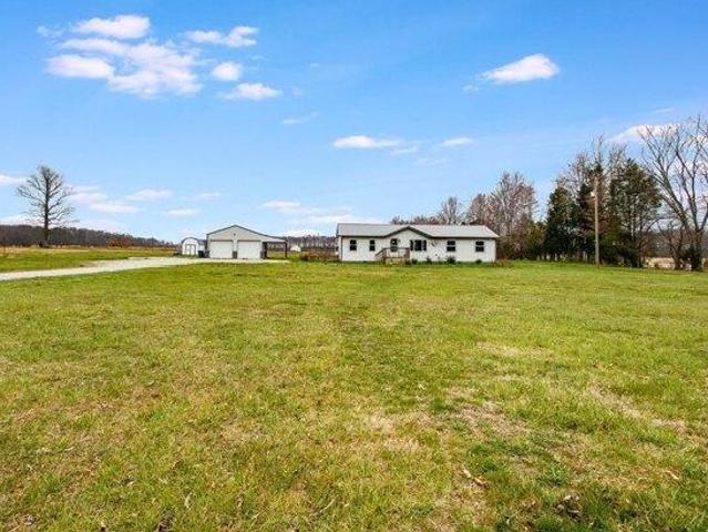 house with 4 bedroom, Holton IN ES103501497