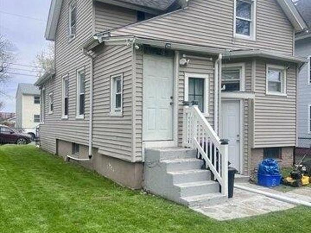 house with 4 bedroom, Holyoke MA DLS102218782
