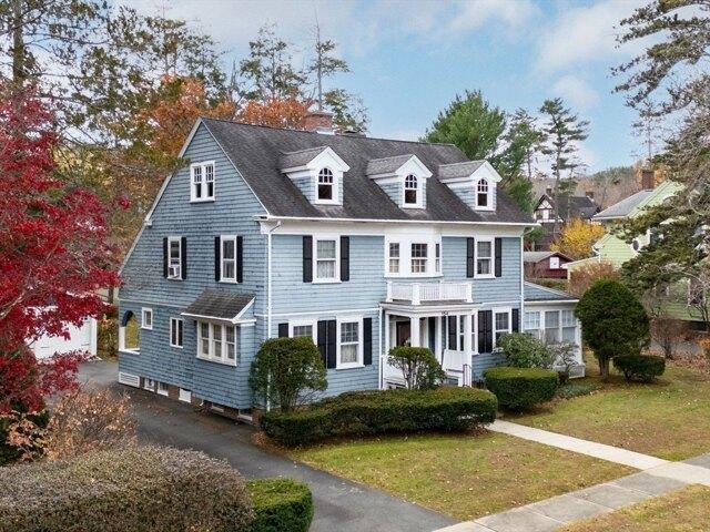 house with 4 bedroom, Holyoke MA DLS102923066