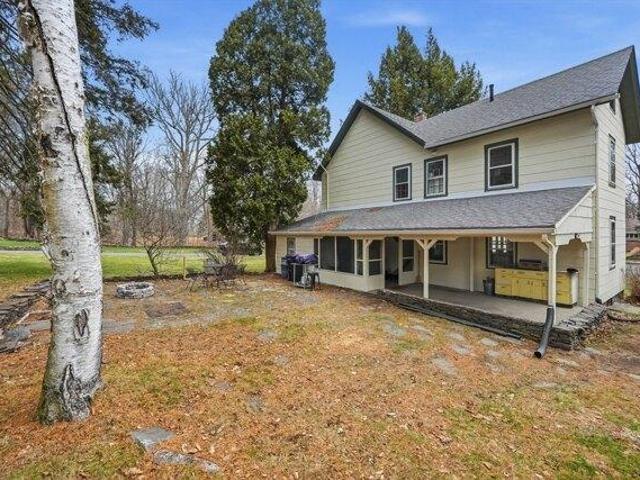 house with 4 bedroom, Holyoke MA DS102479004