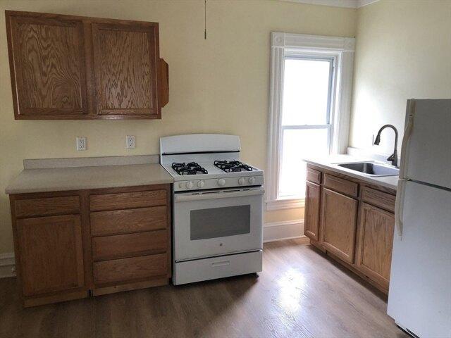 house with 4 bedroom, Holyoke MA ES104114785