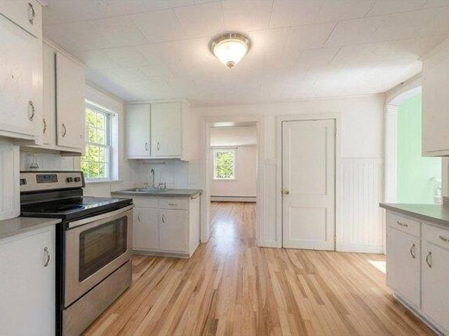 house with 4 bedroom, Holbrook MA DS104112452