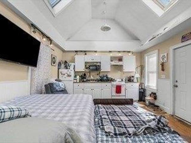 house with 4 bedroom, Holbrook MA ES103433925