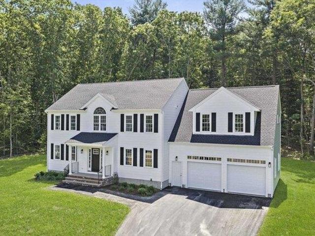 house with 4 bedroom, Holbrook MA ES103888303