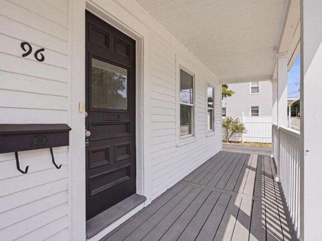 house with 4 bedroom, Holbrook MA ES104851626