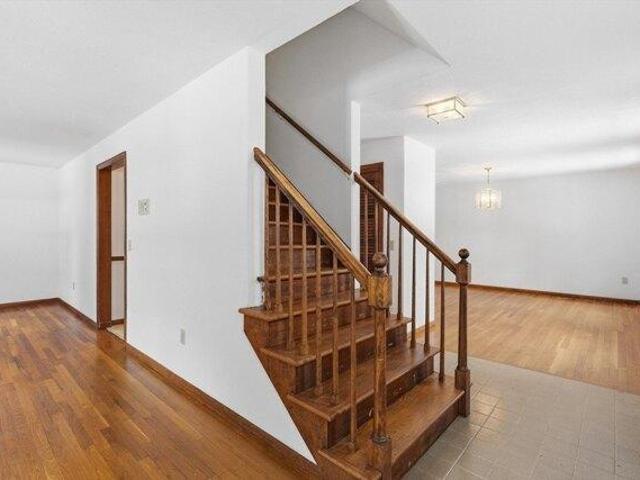 house with 4 bedroom, Holden MA DLS103017329