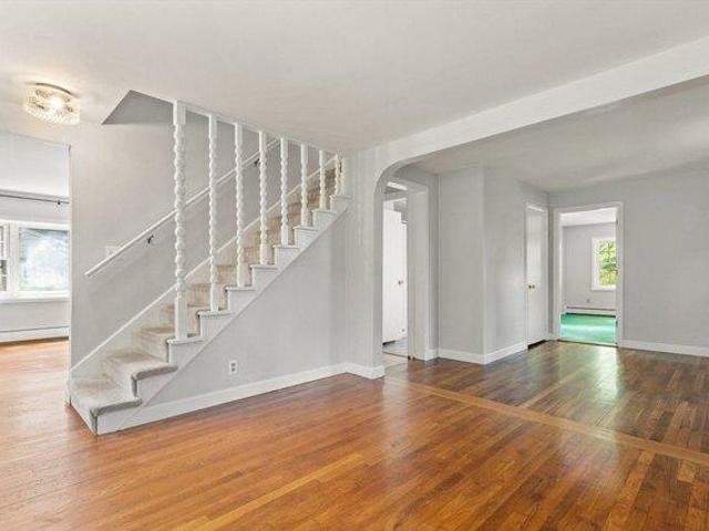 house with 4 bedroom, Holden MA ES103493614