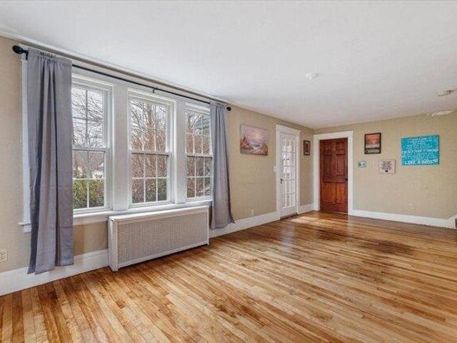house with 4 bedroom, Holden MA ES103494542