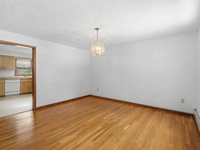 house with 4 bedroom, Holden MA ES103127798