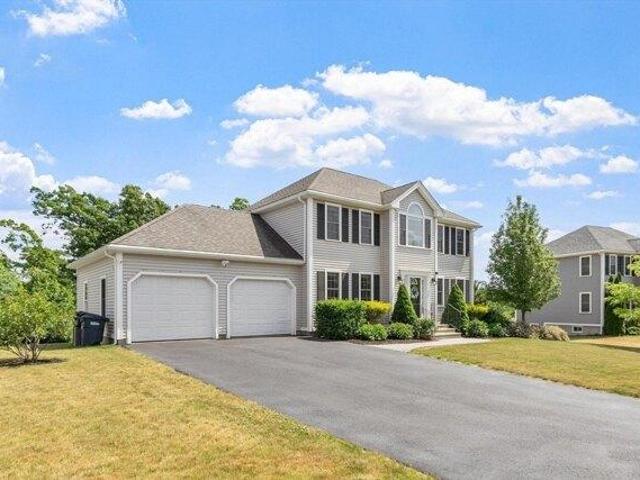 house with 4 bedroom, Holden MA ES104407169