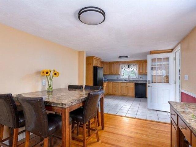 house with 4 bedroom, Holden MA ES104904035