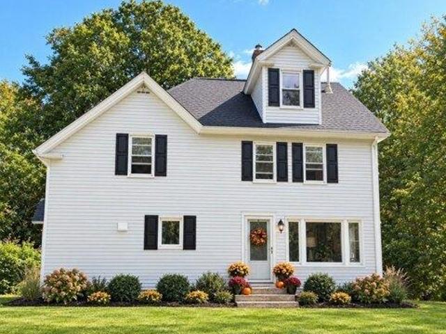 house with 4 bedroom, Holden MA ES105416323