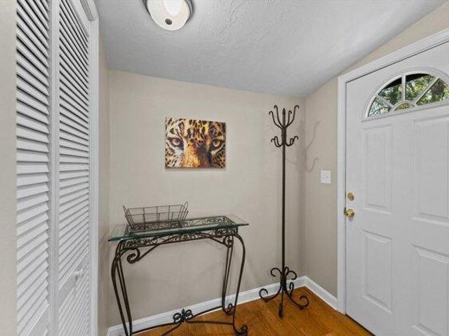 house with 4 bedroom, Holden MA ES105093193